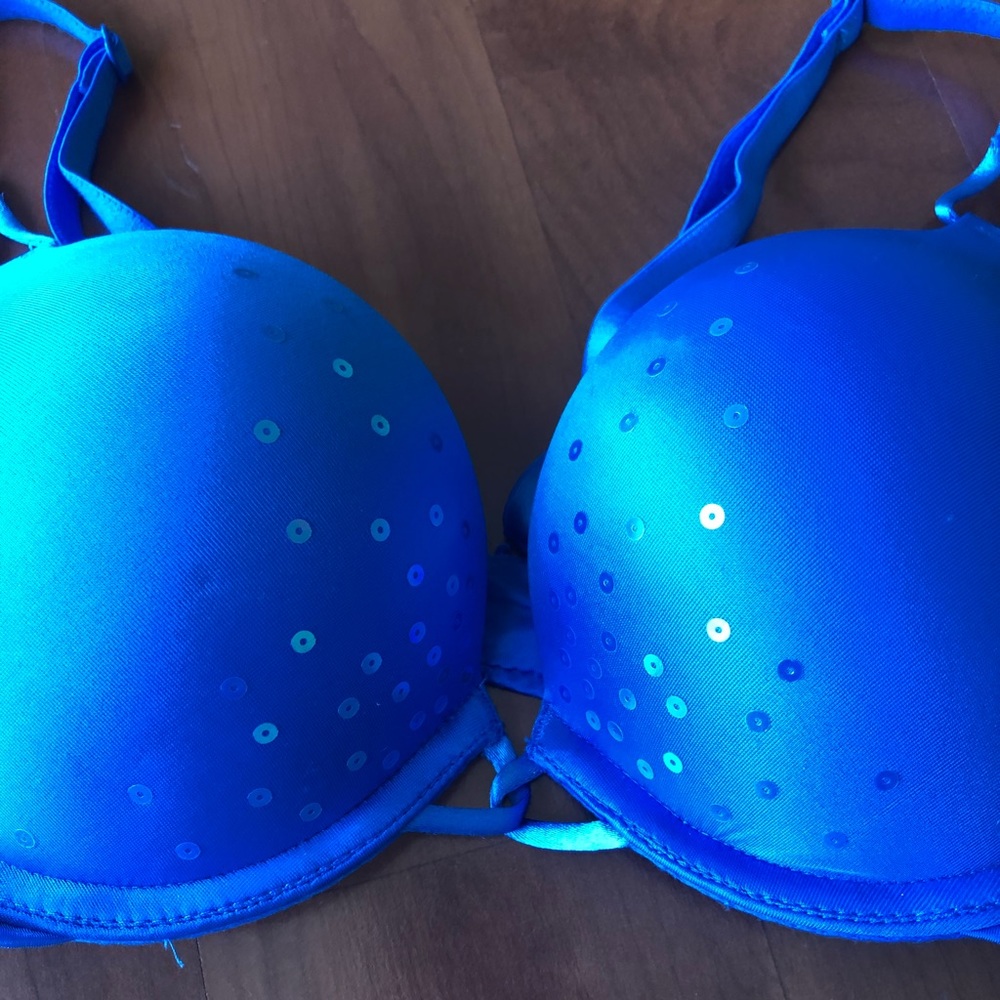 Victoria’s Secret Miraculous Plunge Bra - Gem